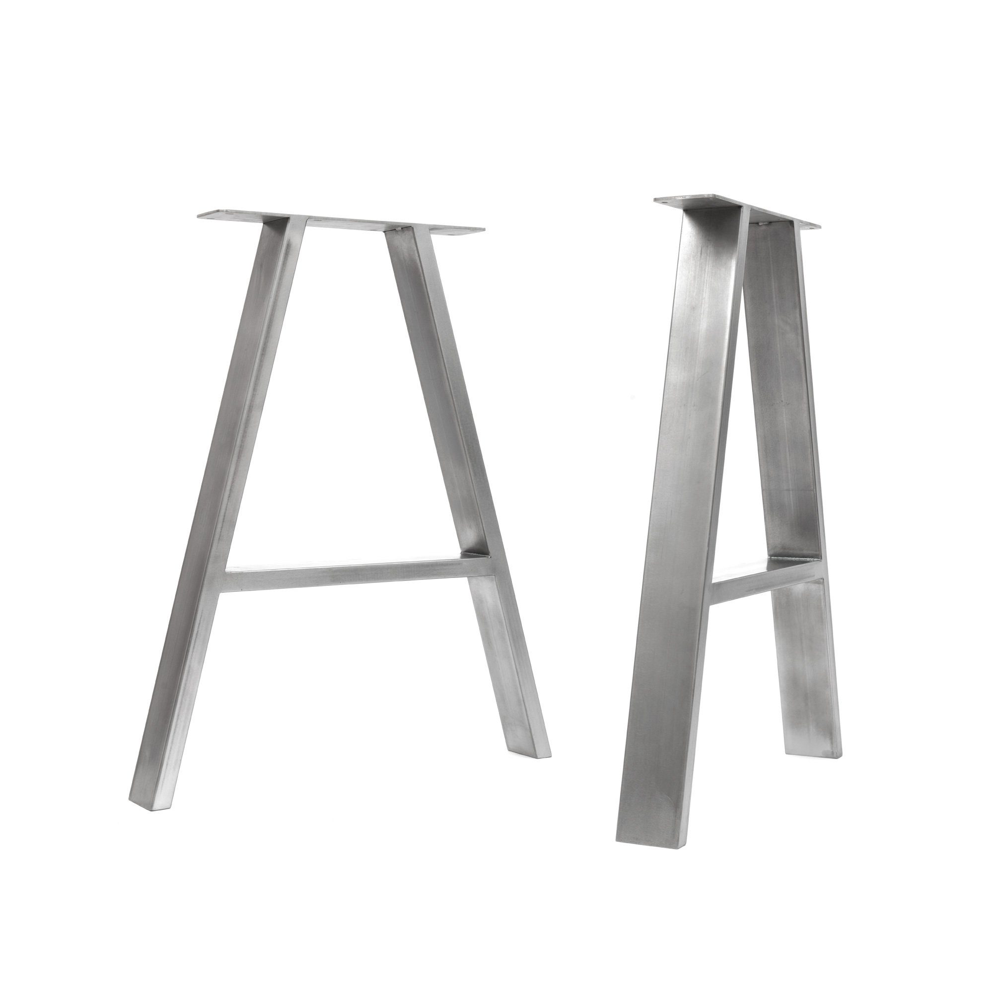 The Benefits of Choosing a Reclaimed Wood Dining Table