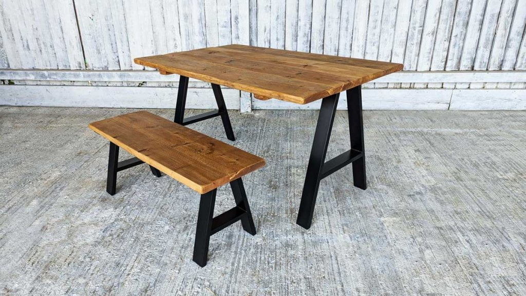 5 Reasons Why you Should Buy a Dining Bench Table Set - Project Reclaim
